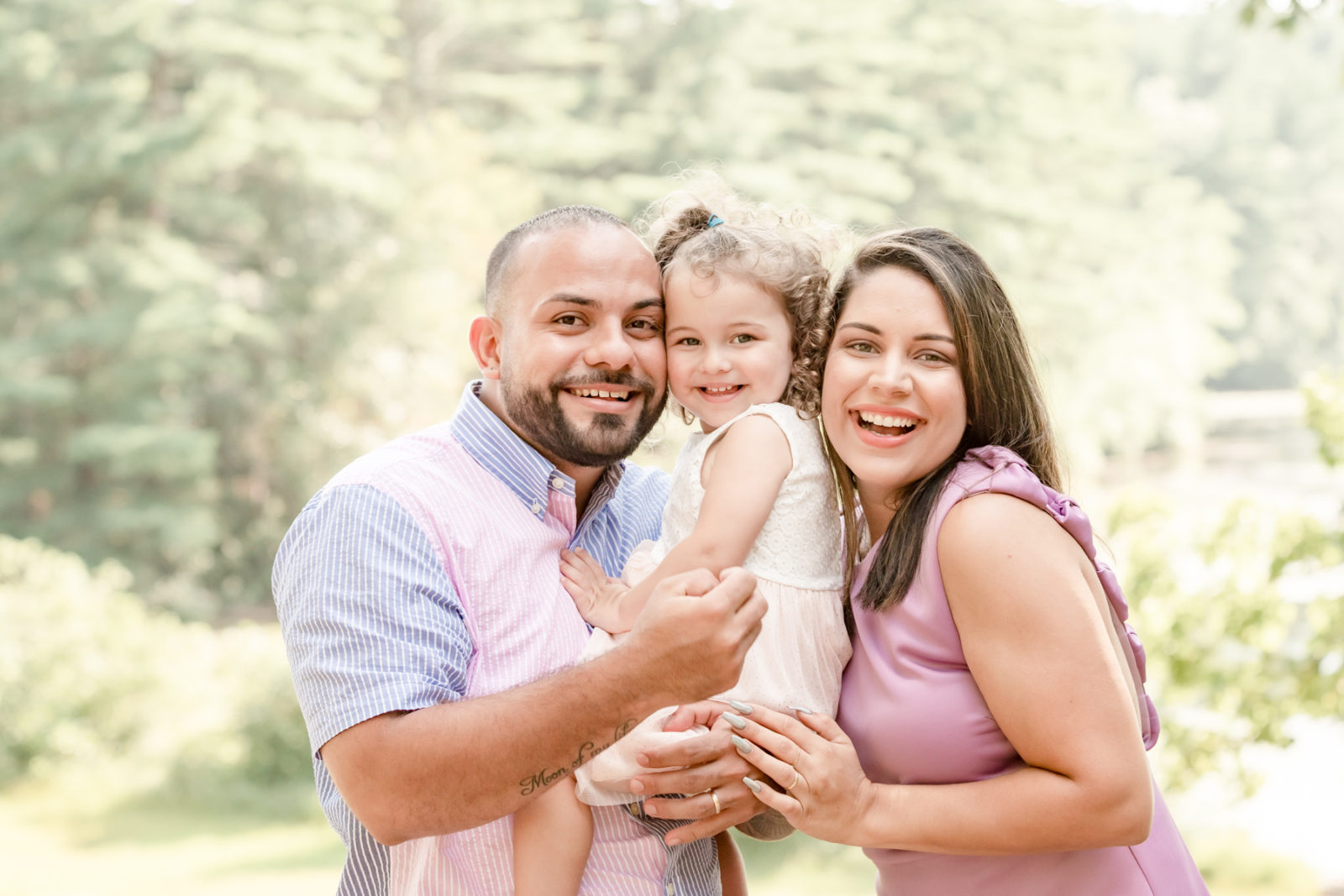 Tips for Picture-Perfect Family Photos - gloriagreenfield.com