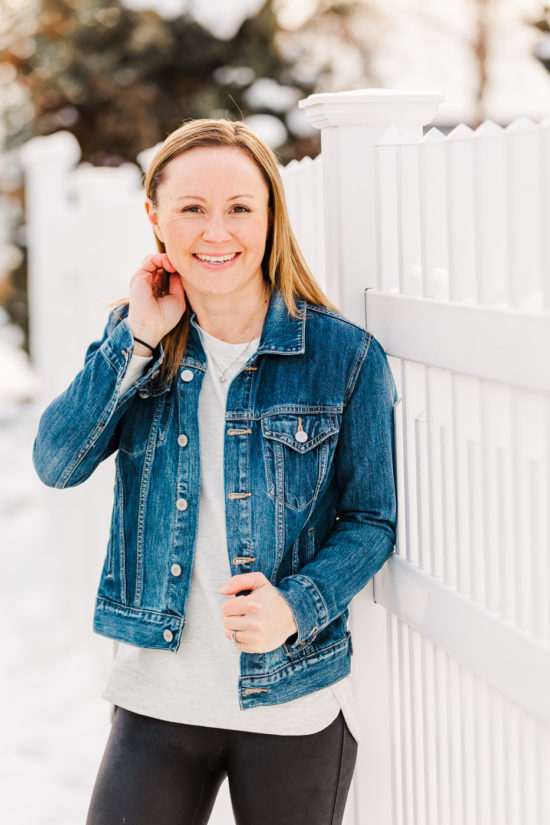 5 Easy Poses to Remember for More Flattering Photos - gloriagreenfield.com